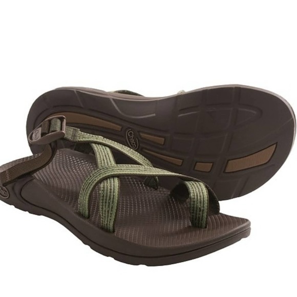 Chaco | Shoes | Chaco Hip Thong Recycled Rubber Ecotread Crisscross ...